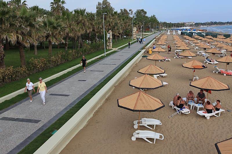 Side - 2026 - Barcino Tours