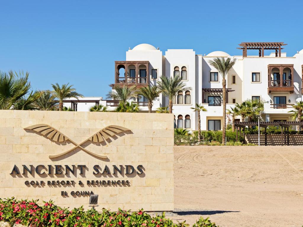Hotel Ancient Sands Golf Resort and Residences